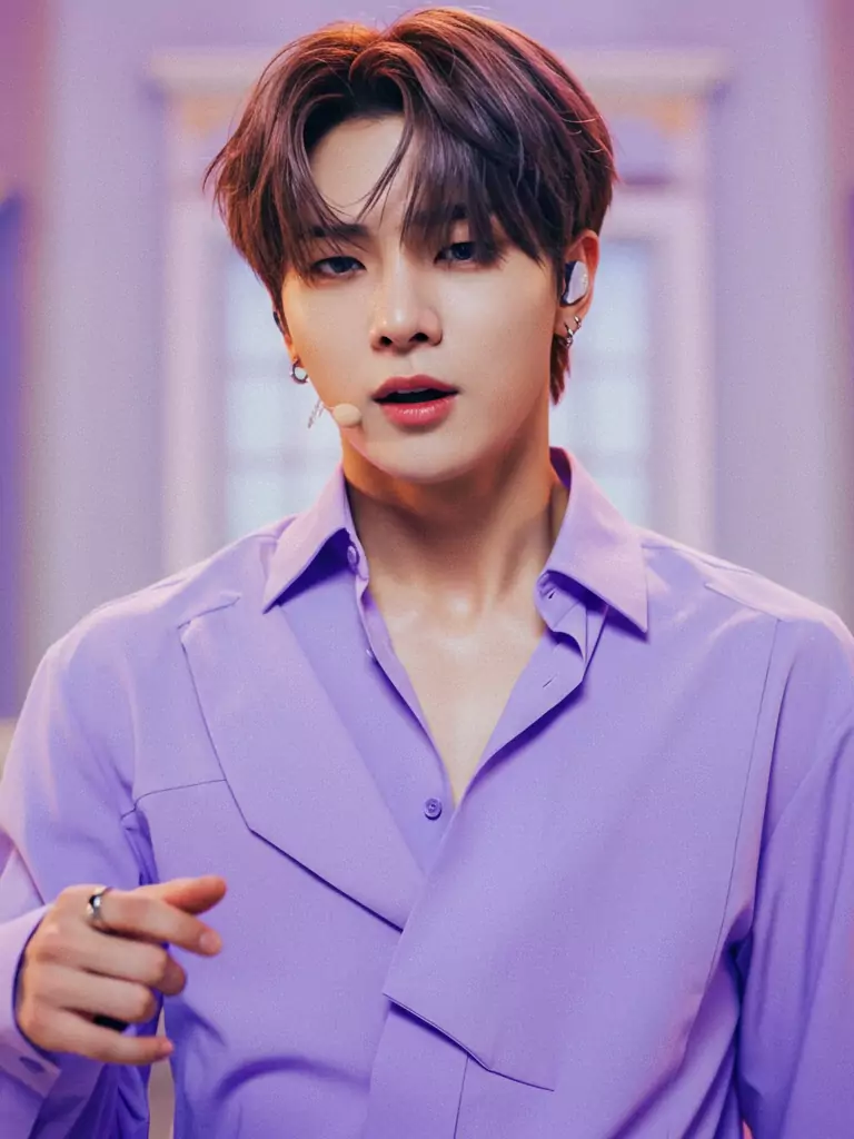 13 Iconic K-pop Performance Outfits: A Fashion Guide for Enthusiasts ...