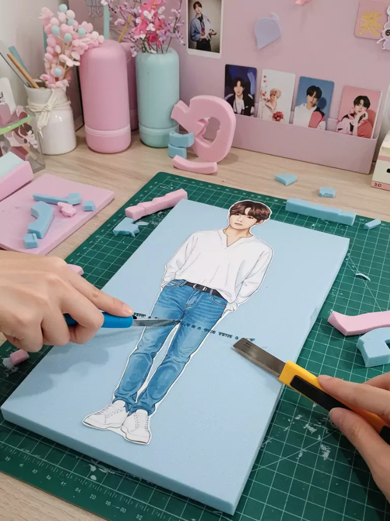 How To Make Standee Kpop — Easy DIY Guide For Fans – KPOPMOOD