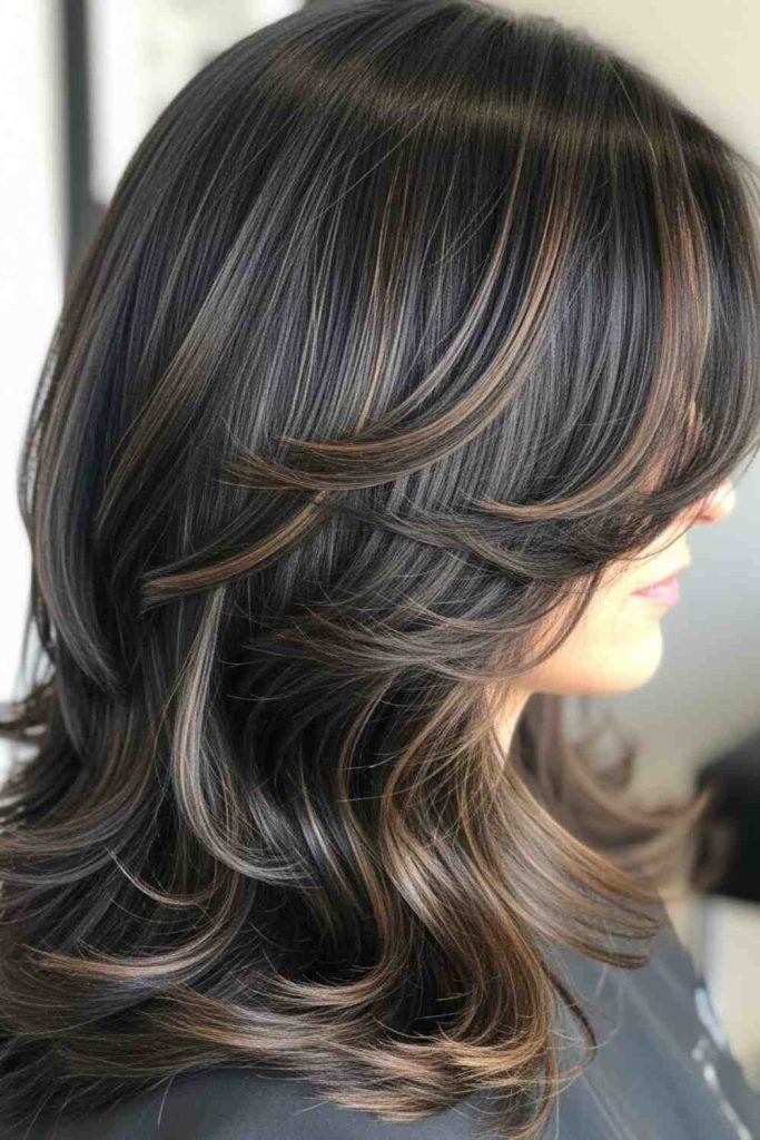 15 Stunning Black Hair With Brown Highlights Looks You’ll Want to Try ...